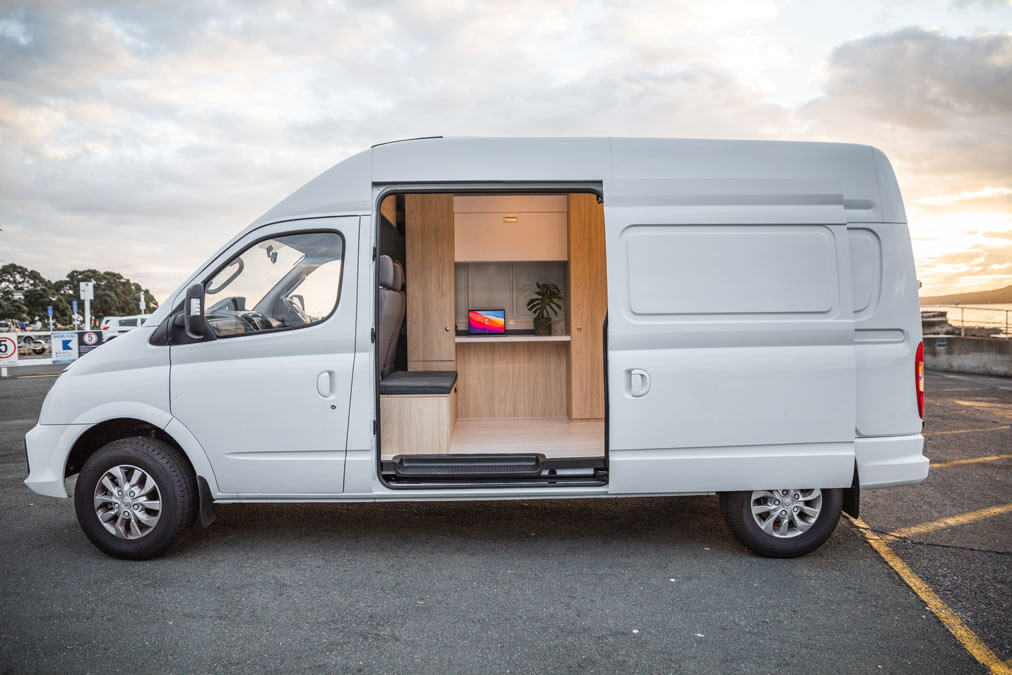 Massive LDV V80 Physio Van Conversion – Rosie & Rhys’s Secret Build